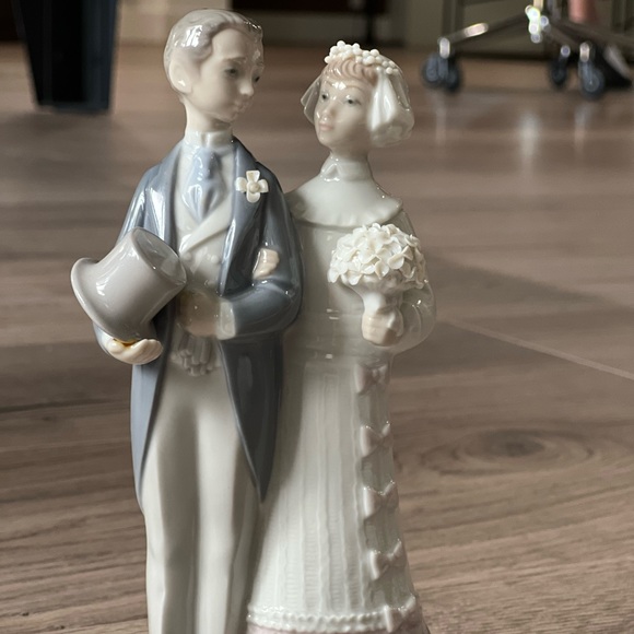 Lladro | Accents | Lladro Porcelain Wedding Couple | Poshmark